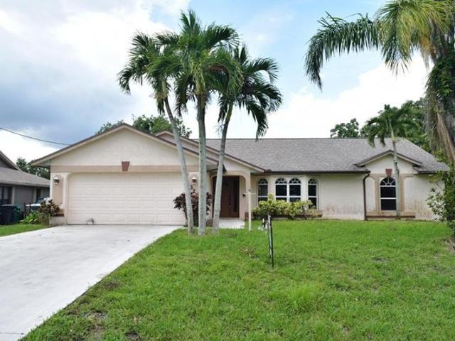 320 NE Surfside Ave, Port Saint Lucie, FL 34983