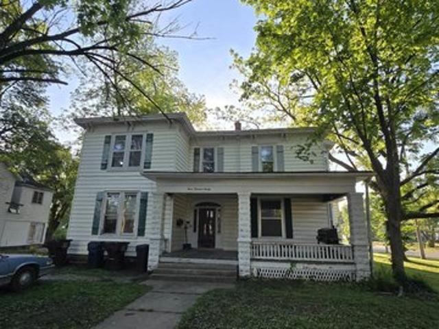 320 S Third St, Clinton, MO 64735