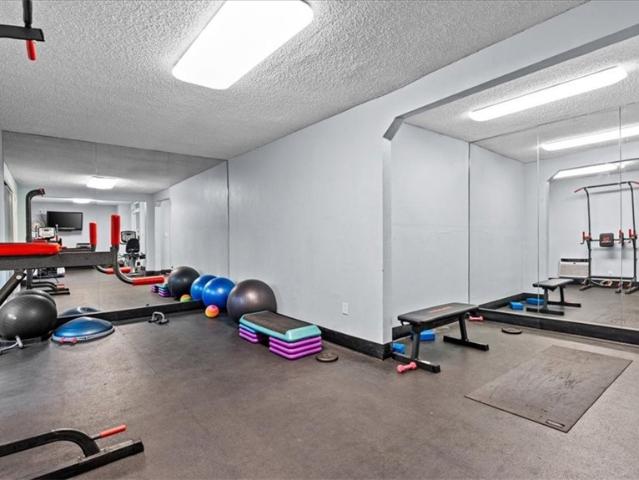 320 S Ardmore Ave, Los Angeles, CA 90020 | MLS #TR25255