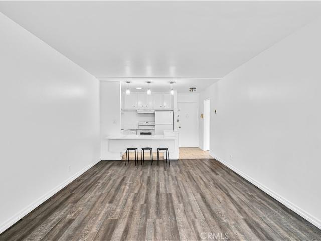 320 S Gramercy Place 302