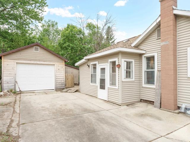 320 S Pearl Street