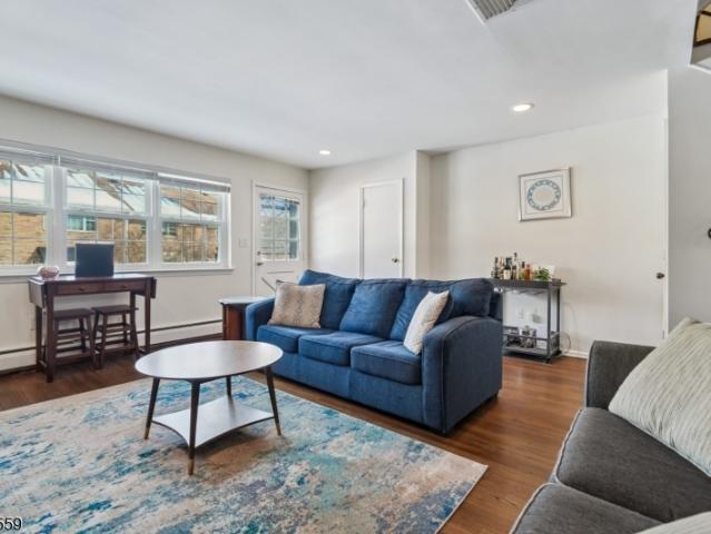 320 South St # 1D