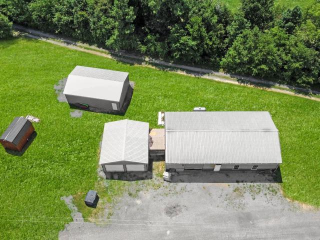 320 SE Harris Rd