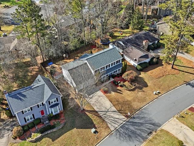 320 Sea Holly Circle