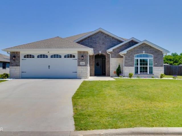 320 Sidney Ln, Webb City, MO 64870