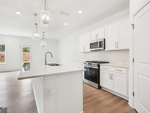 320 Silverleaf Trl