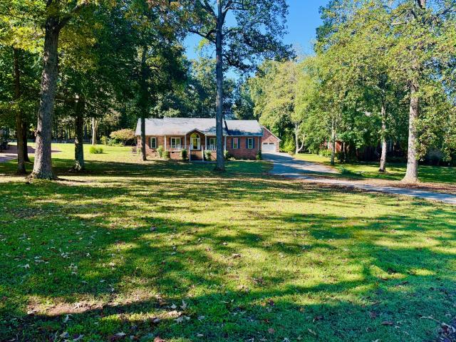 320 Spring Valley Dr