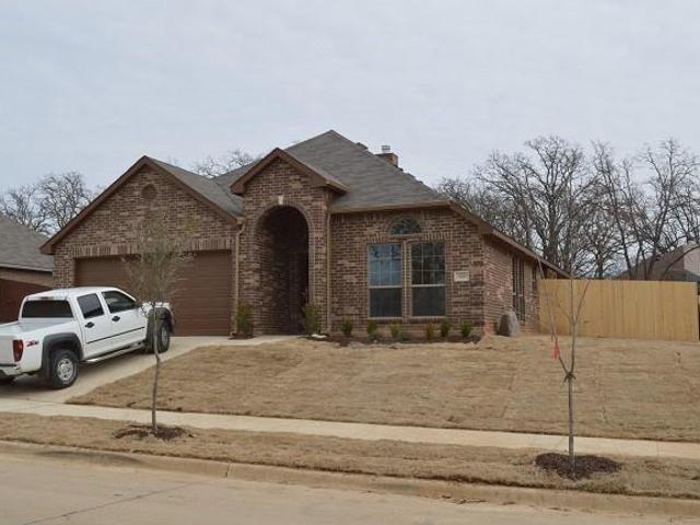 320 Springtree St, Denton, TX 76209 | MLS #21253 | Compass