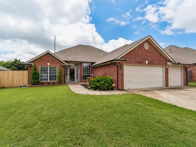320 Paxton Ct, Norman, OK 73069