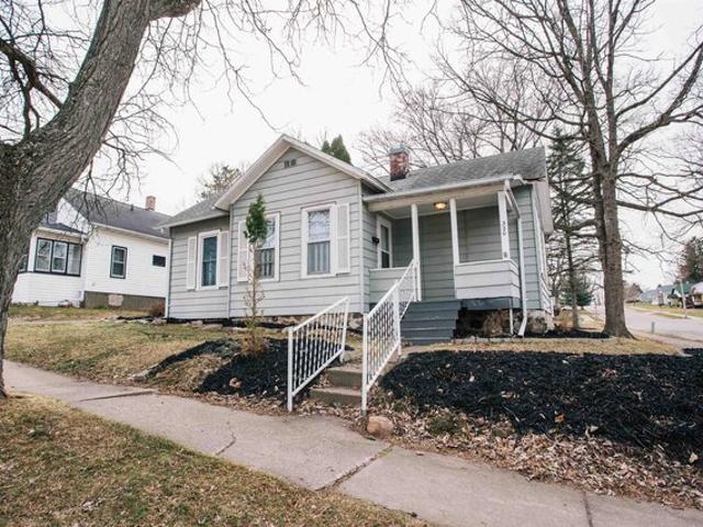 320 Park St, Neillsville, WI 54456