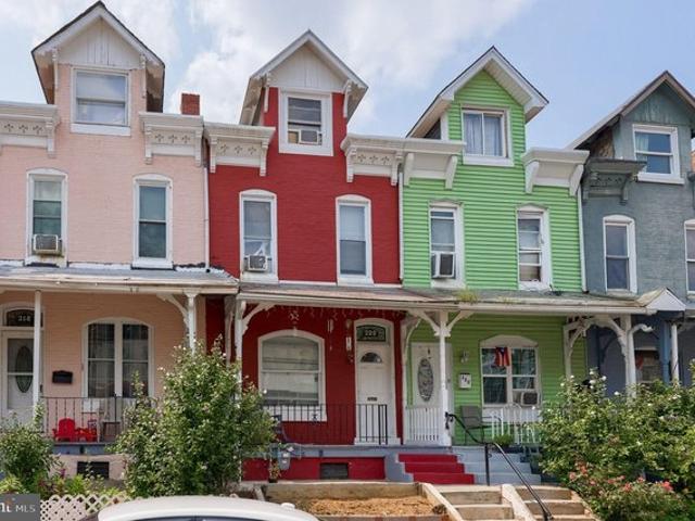 320 Pear St, Reading, PA 19601