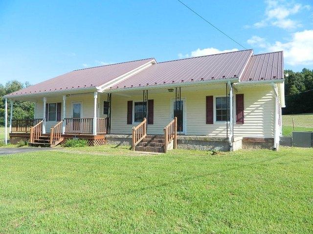 320 Red Hill Rd, Marion, VA 24354