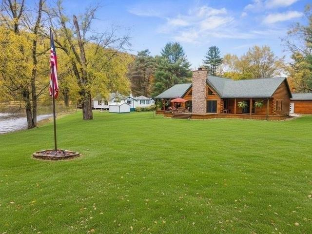 320 Riverview Dr, Tidioute, PA 16351