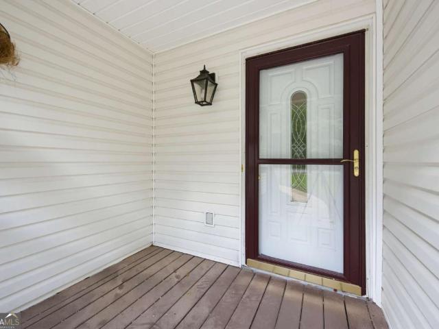 320 River Chase Drive