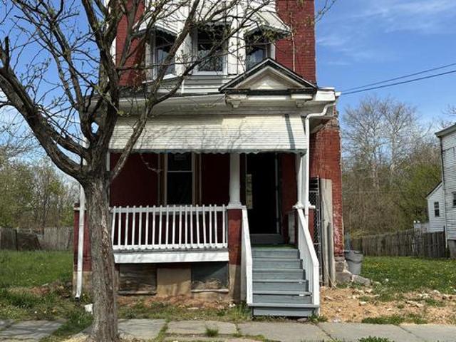 320 Rutherford Avenue