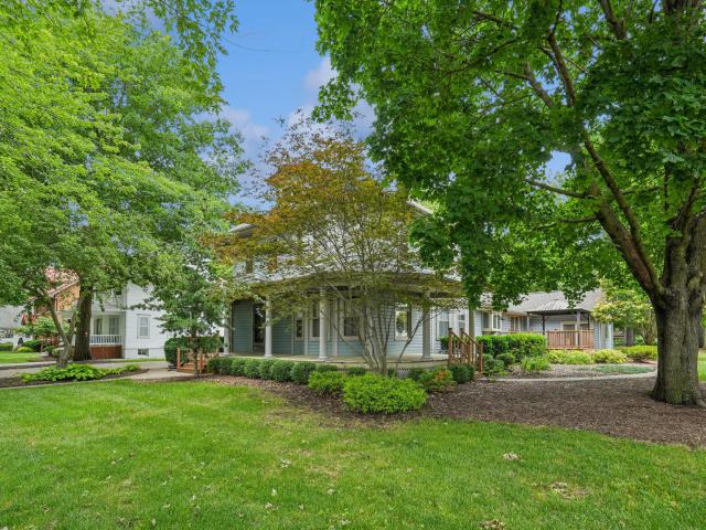320 W 3rd Street