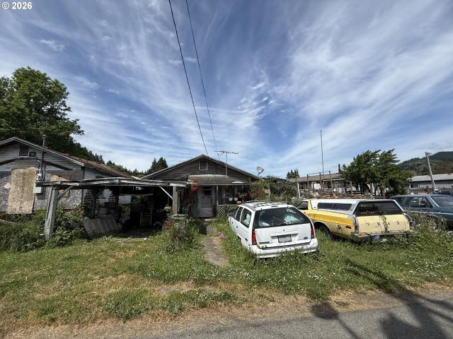 320 w cedar st