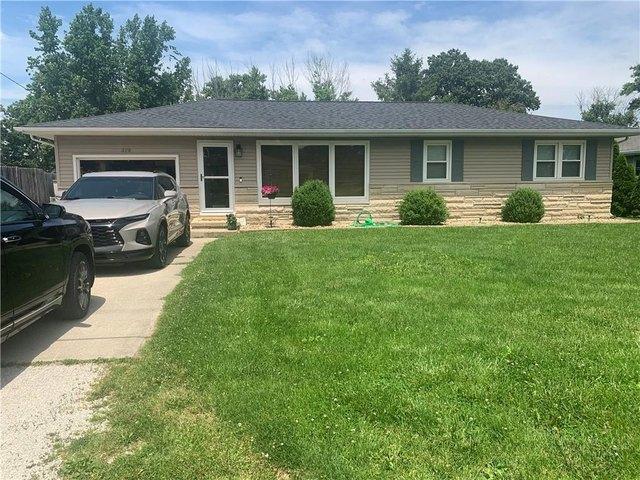 320 W Debby Dr, Mount Zion, IL 62549