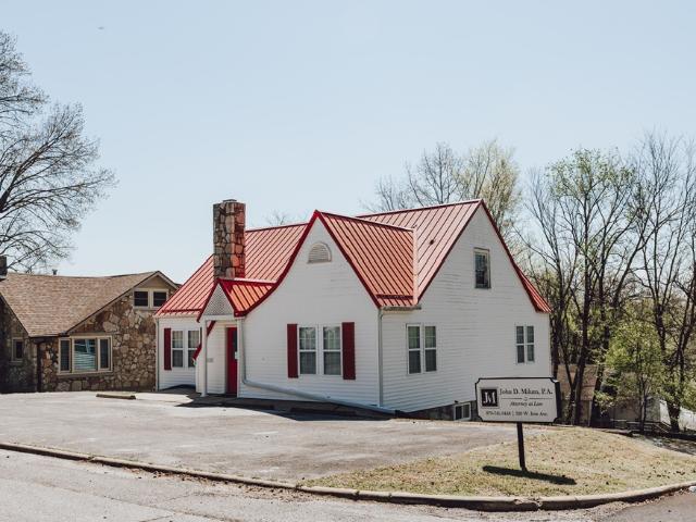 320 W Erie