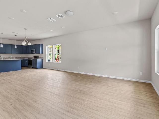 320 W gambrell Street