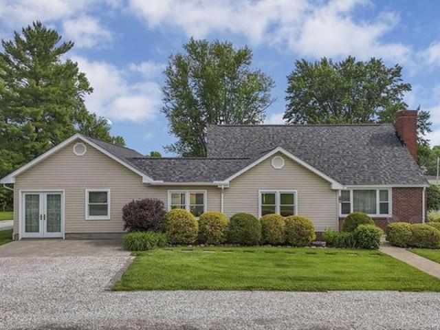 320 W Jefferson St, Baltimore, OH 43105