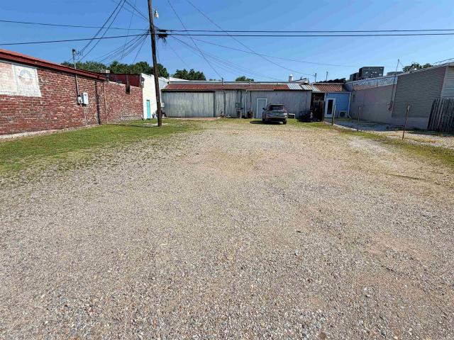 320 W. Main St