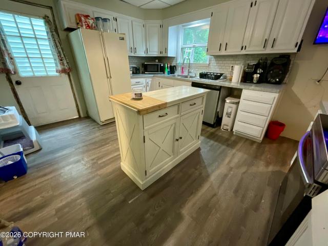 320 W Ridge Street