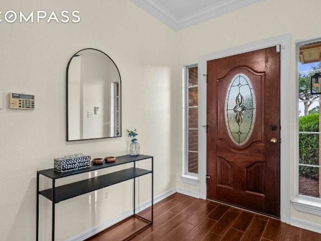 320 Woodland Oaks Trail, Buda, TX