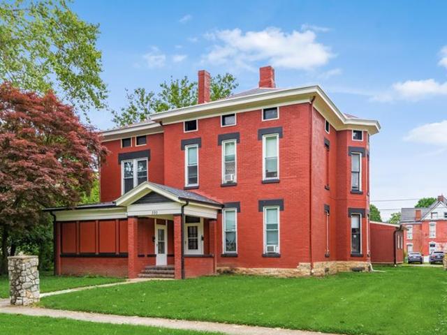 320 Woodlawn Ave, Zanesville, OH 43701