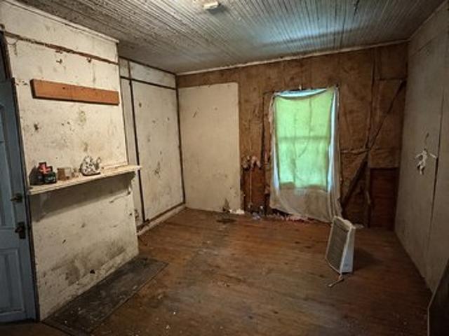 320 Walnut Lindale Ave, Lindale, GA 30147