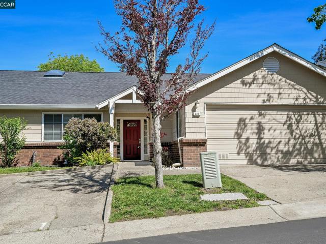 320 Warmcastle Ct, Martinez, CA 94553 | MLS #41130 | Compass