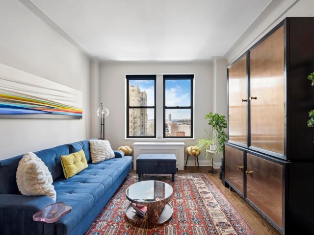 320 West 89th Street, New York, NY