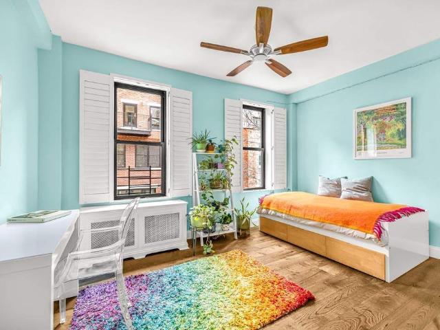 320 West 89th Street, New York, NY