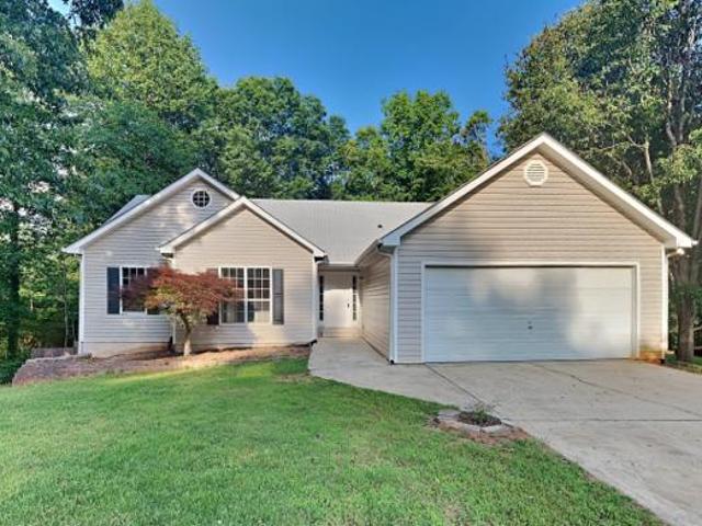 320 Wild Turkey Ln, Locust Grove, GA 30248