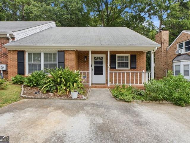 320 Williamsburg Way, Fayetteville, GA 30214