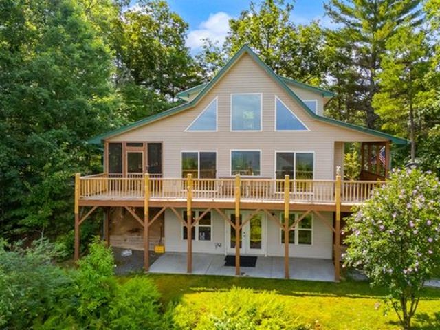 320 Windy Ridge Ln, Murphy, NC 28906