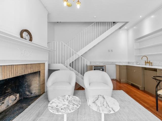 320 Tappan St, Unit 1, Brookline, MA 02445 | MLS #73507 | Compass