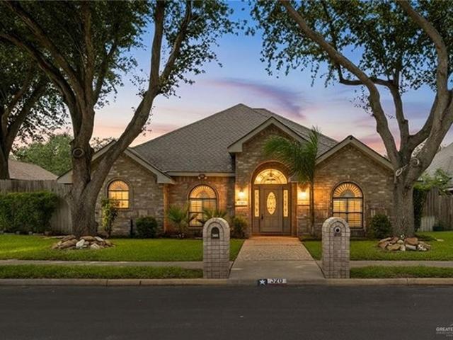 320 Thunderbird Ave W, McAllen, TX 78504