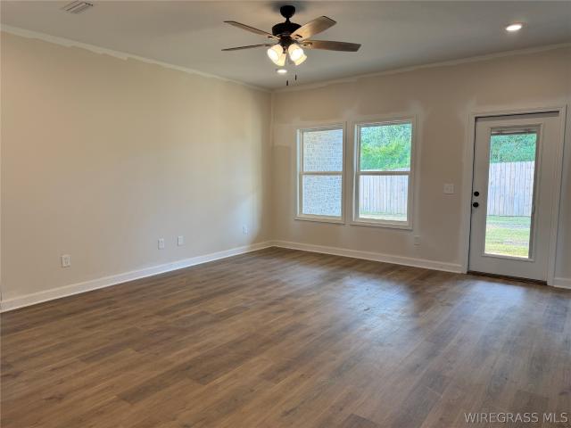 320 Thornbird Loop