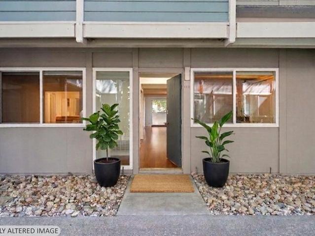 320 Via Casitas Apt 111, Greenbrae, CA 94904