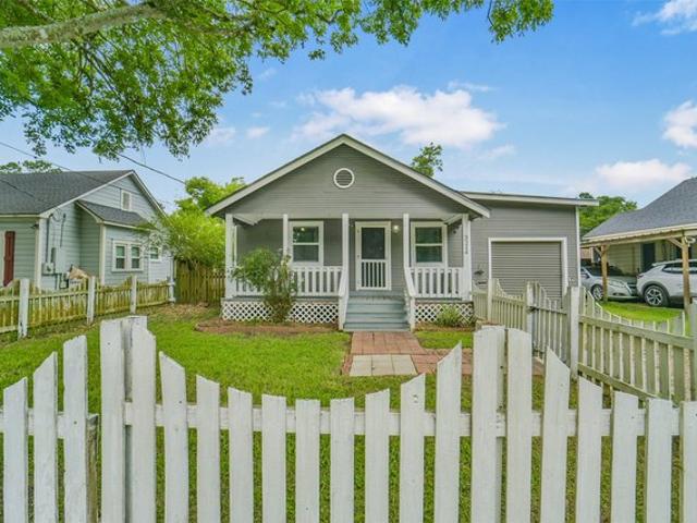 3214 North Ave, Needville, TX 77461