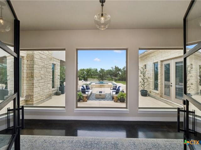 3214 Comal Springs