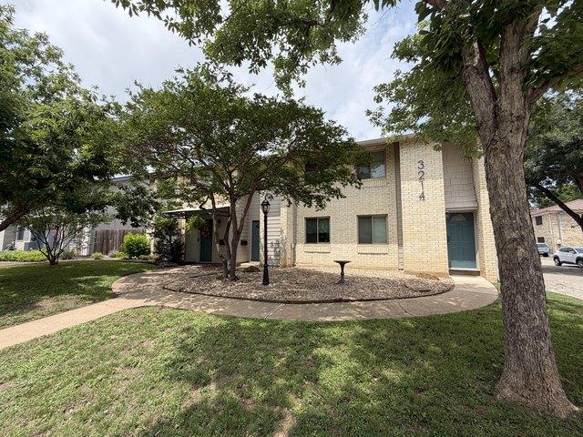 3214 Crosscreek Dr Apt 103, Austin, TX 78757