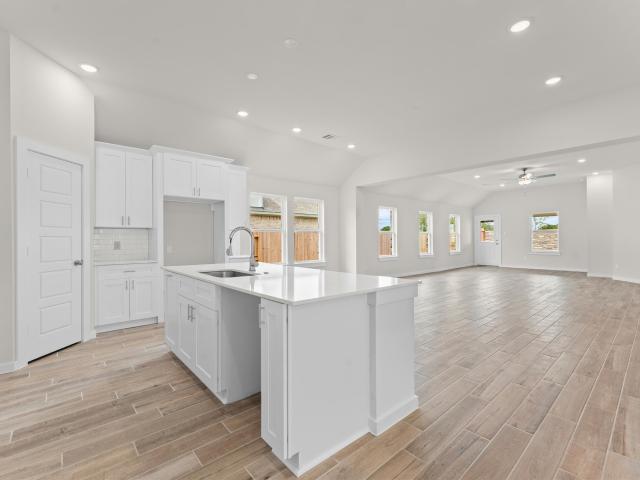 3214 Emerald Hills Dr
