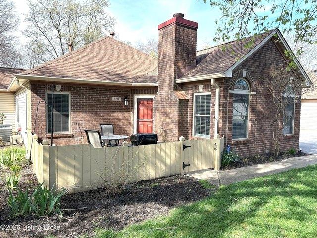 3214 Graystone Manor Pkwy, Louisville, KY 40241