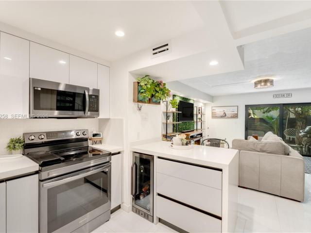3214 W Trade Ave, Unit III5, Miami, FL 33133 | MLS #A12023