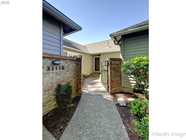 32150 sw lake dr