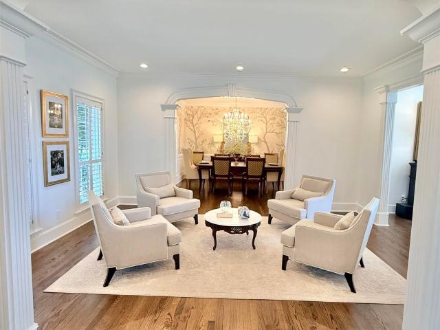 3215 Majestic Circle