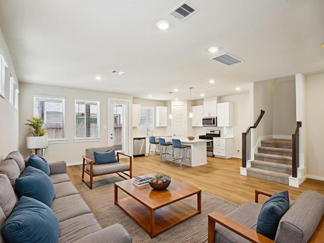 3215 Millwork St, Houston, TX 77080 | MLS #78447 | Compass