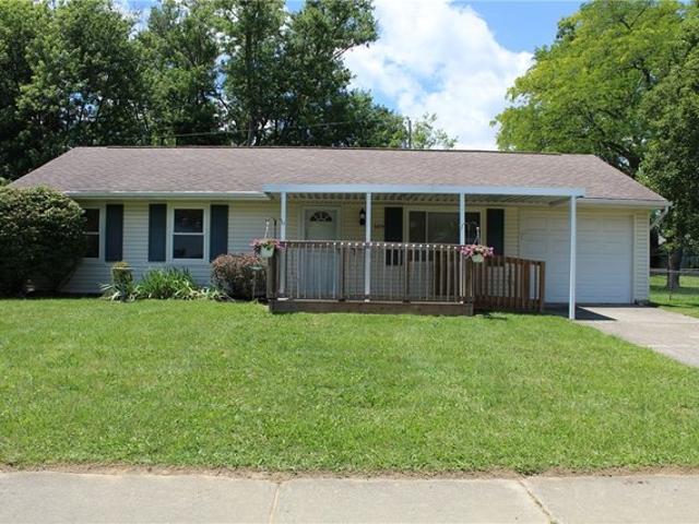 3215 Nantucket St, Springfield, OH 45503